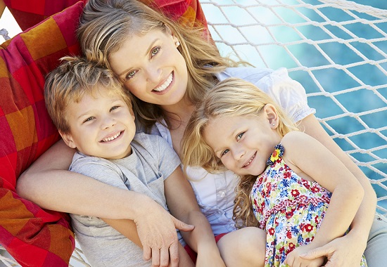 6 Australian single parent support groups you need to join now